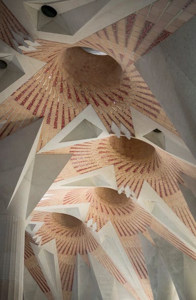 Antoni Gaudí – The ceilings and pillars of La Sagrada Familia
