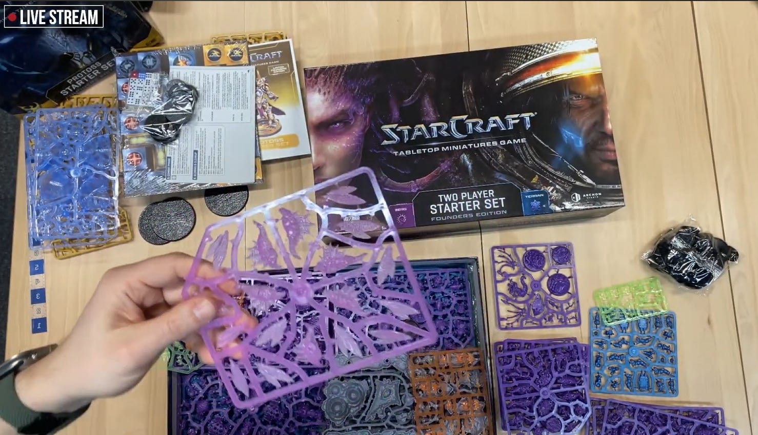 Pre-orders open next week for StarCraft: Tabletop Miniatures Game