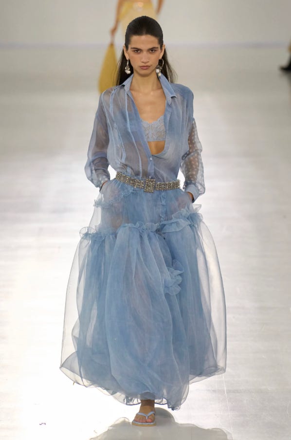 Glaucous Blue: Meaning, Psychology, History, Design
