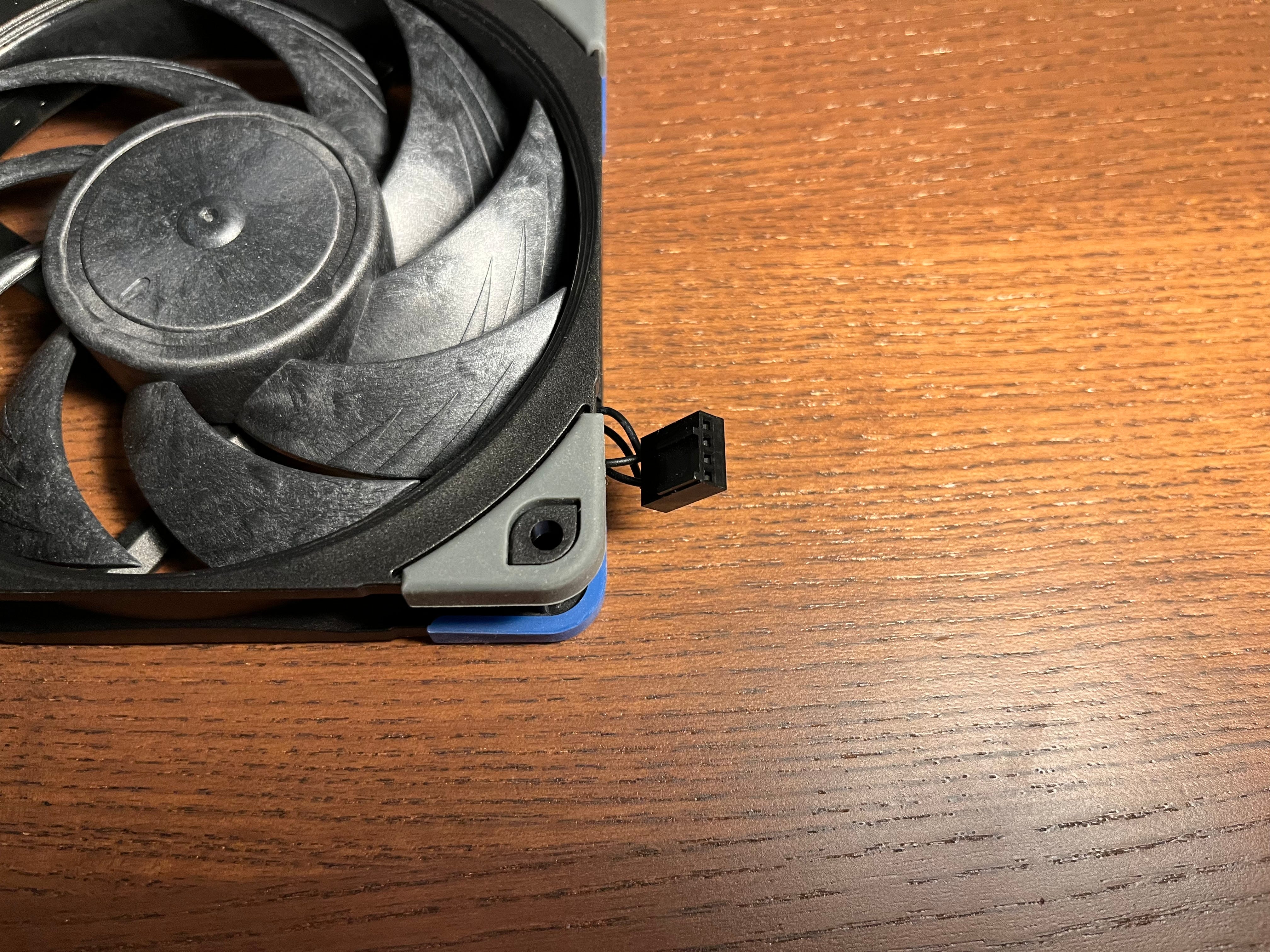 The Best 120mm Fans - by Jesse Durden - HeckaTech