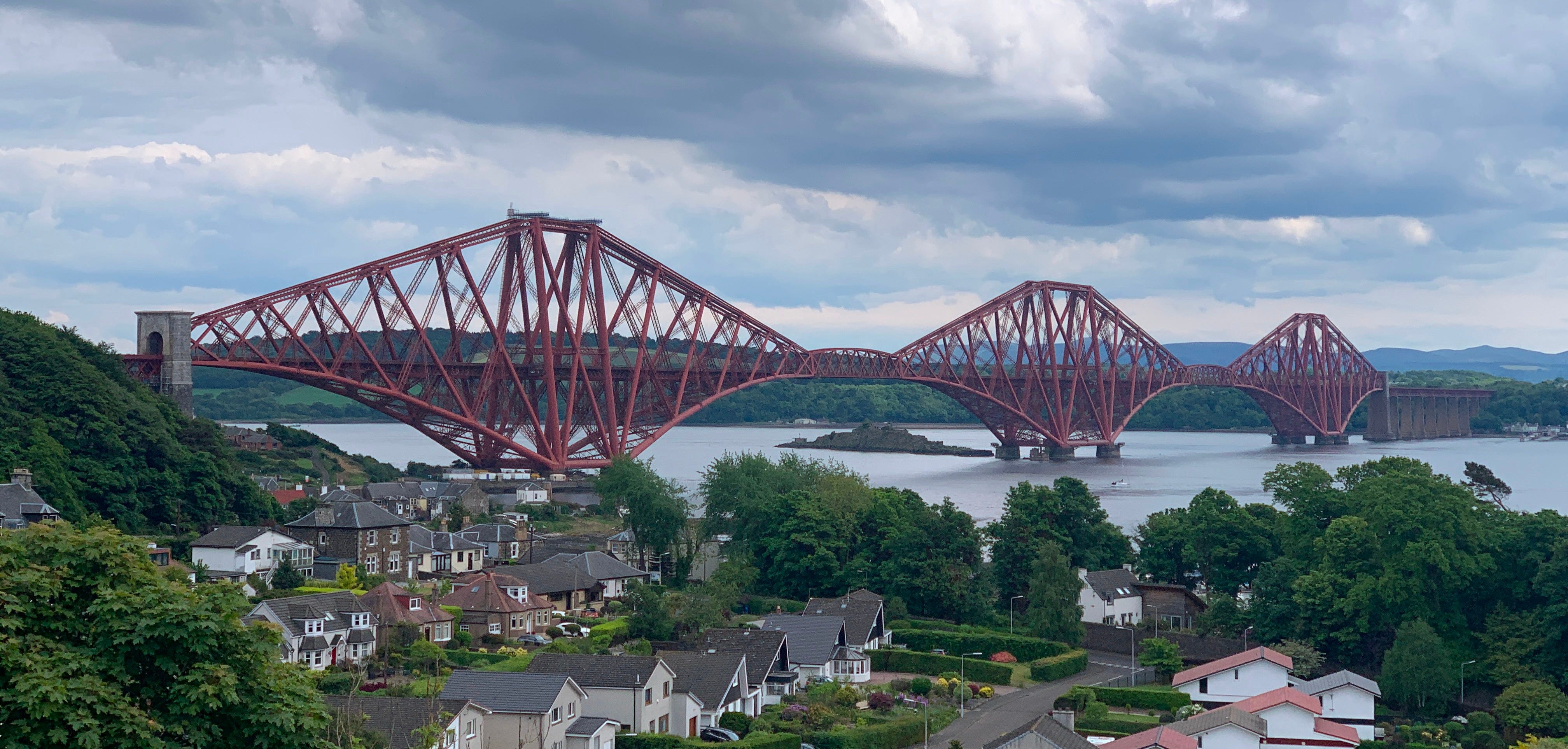 The Forth Bridge - when the impossible became possible