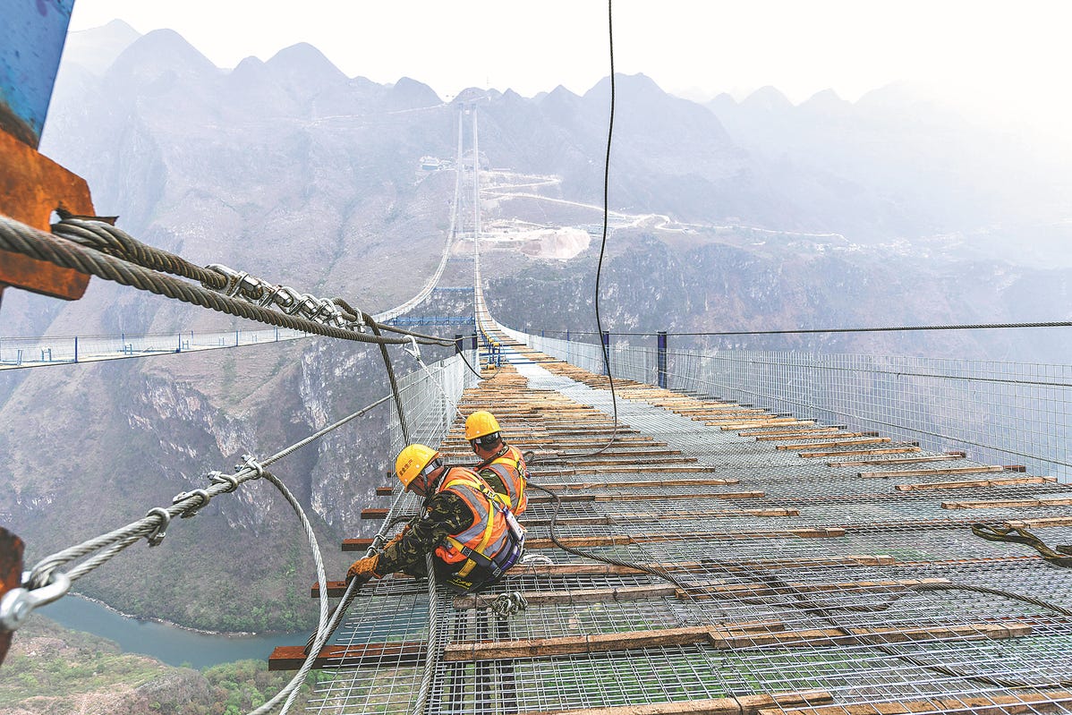 China Continues Building Monumental Structures