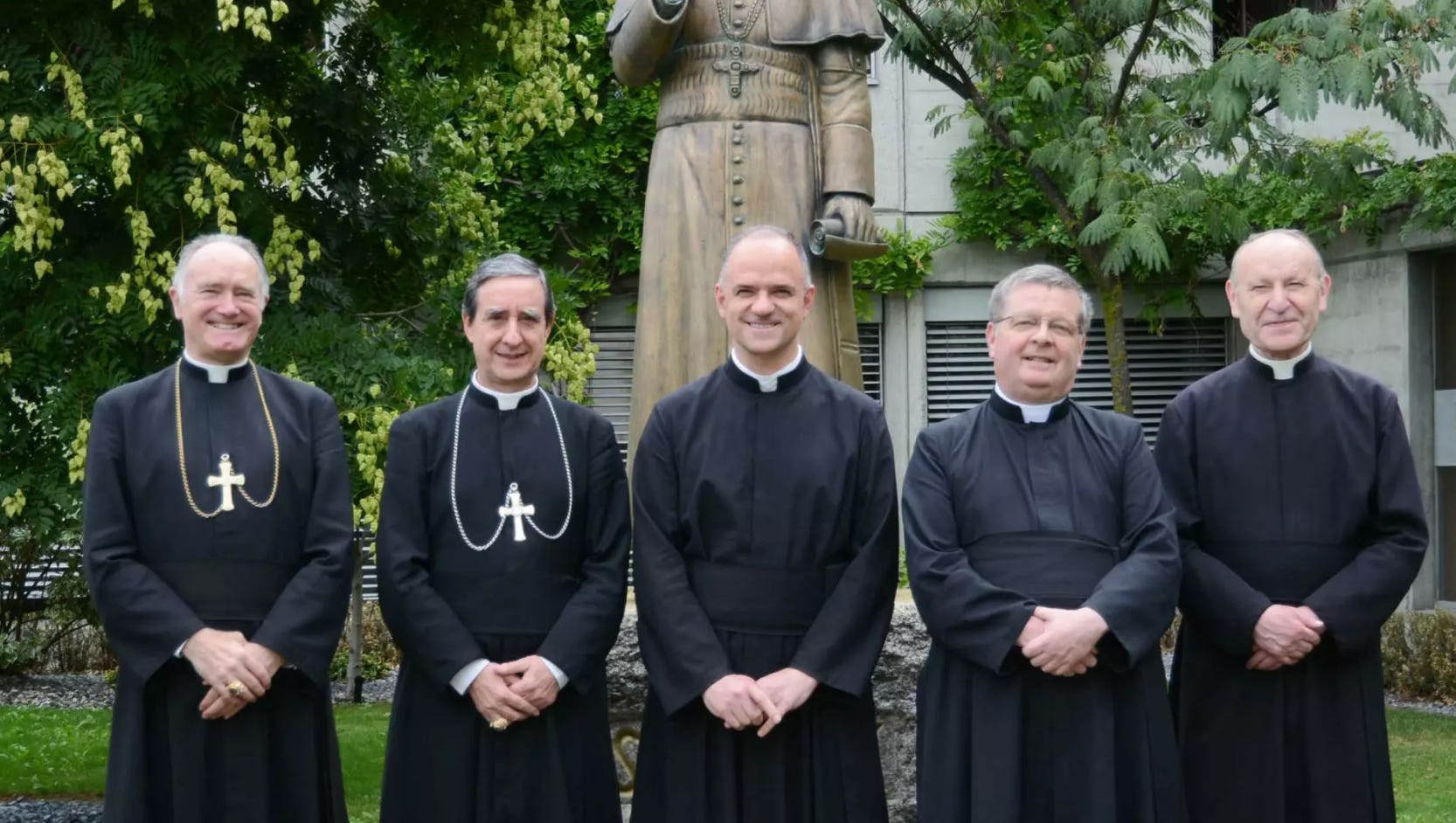 BREAKING: SSPX Issues Open Letter to Pope Leo XIV and the College of ...
