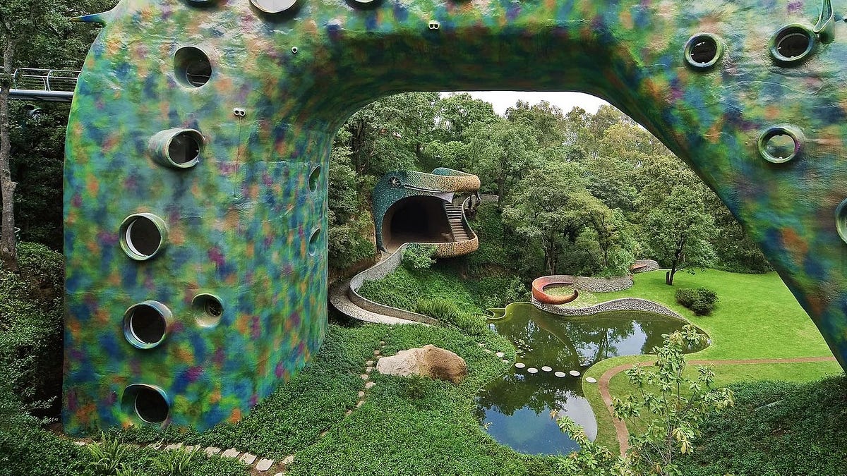 quetzalcoatl statue yoyogi park