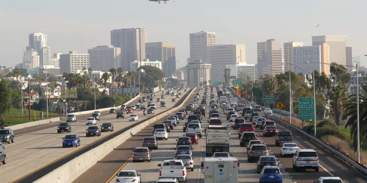 Neos Partners Raises $1.37 Billion for Clean-Energy and Data Center ...