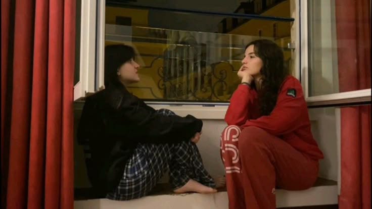 The Difference between Gossiping & Venting. And is it Good for Us?