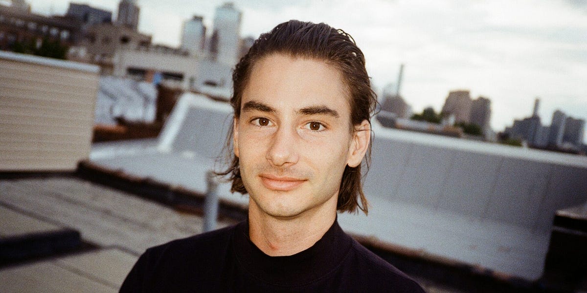 On Matthew Gasda's Zoomers