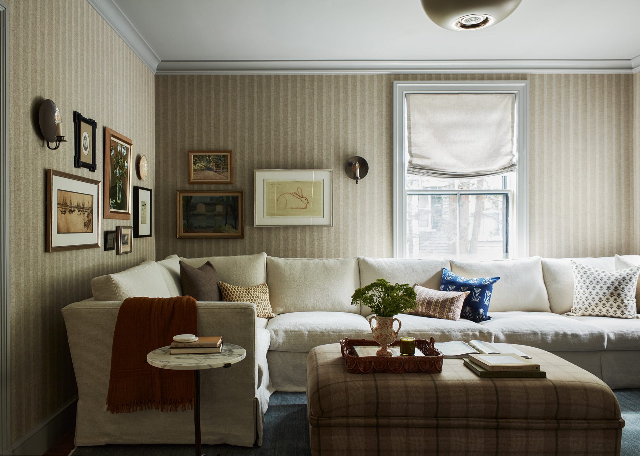 Wallpaper Recessed Window