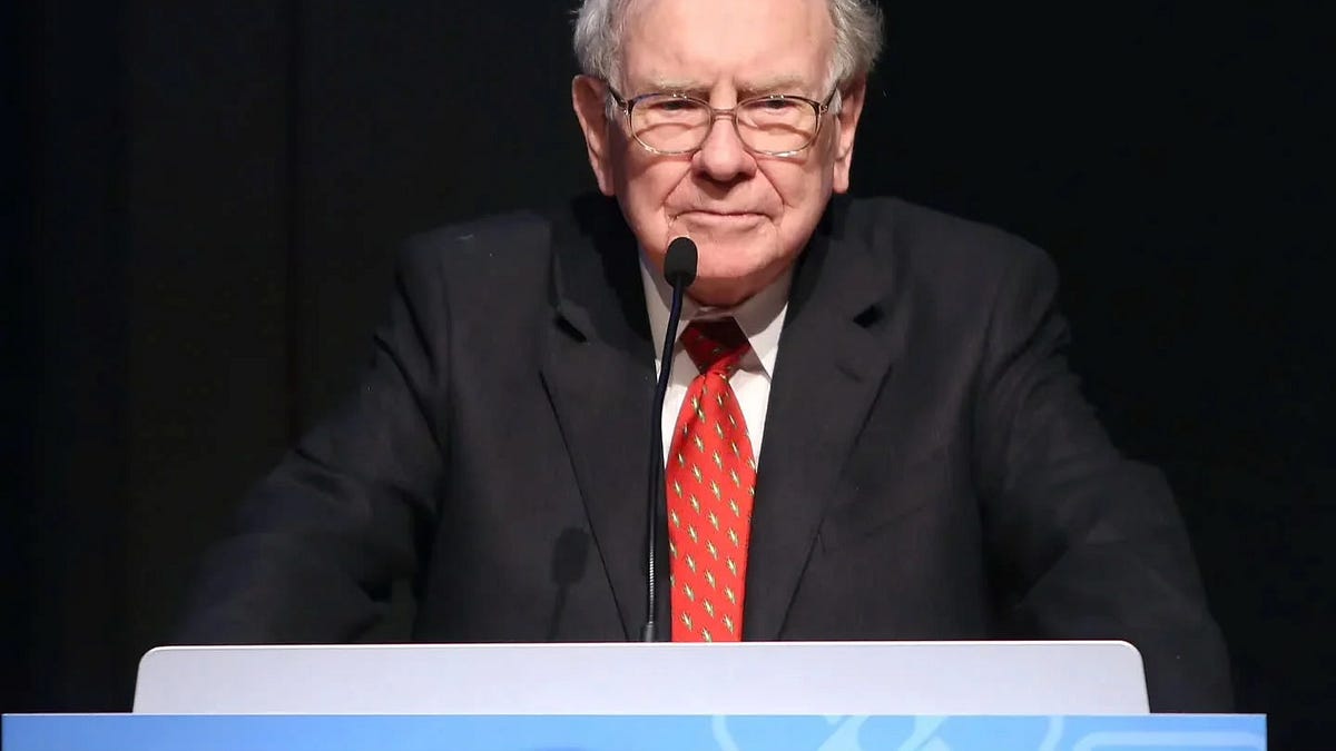 Warren Buffett’s best boring advice to build wealth