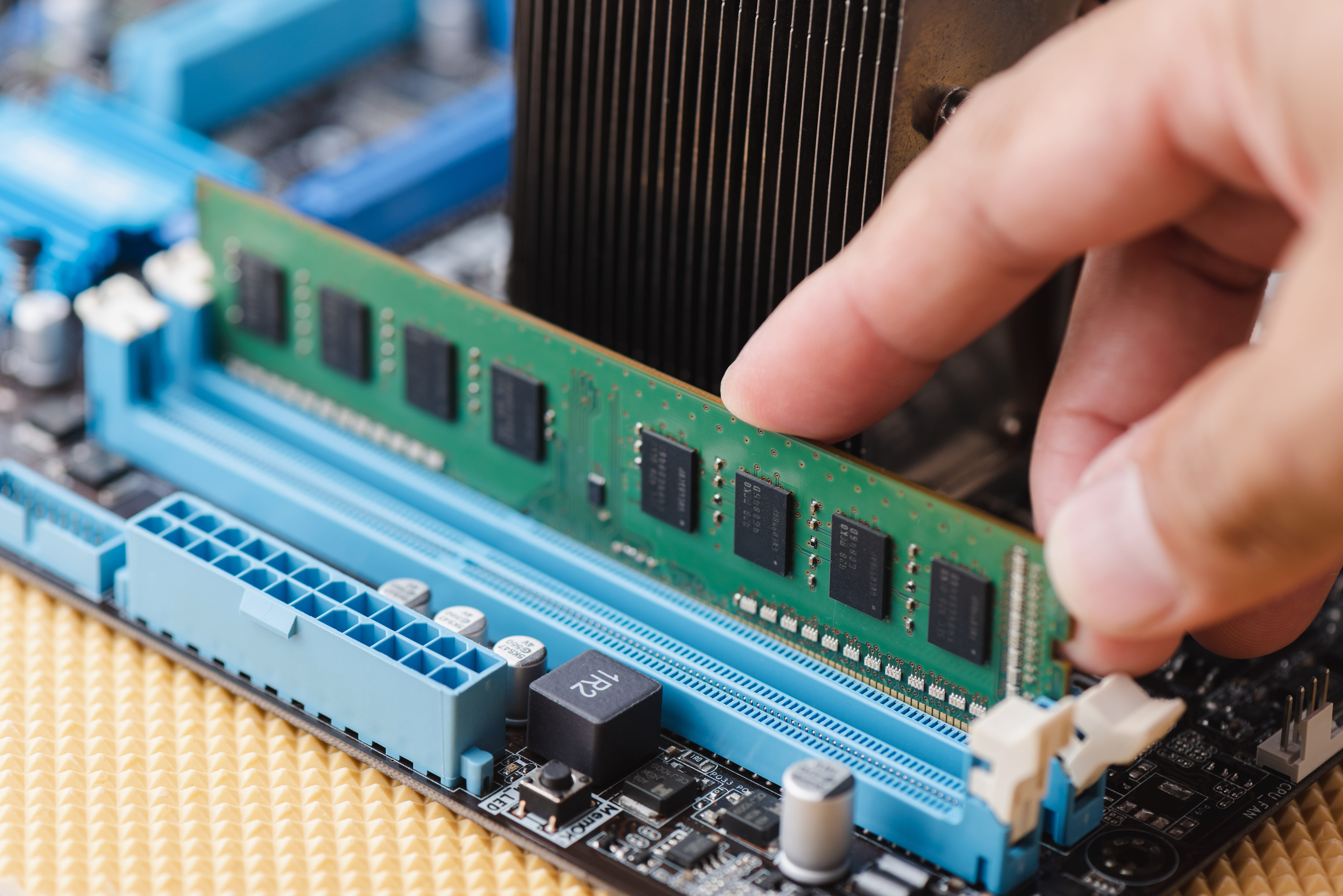 DDR4 Price Surge in 2025: News and Analysis