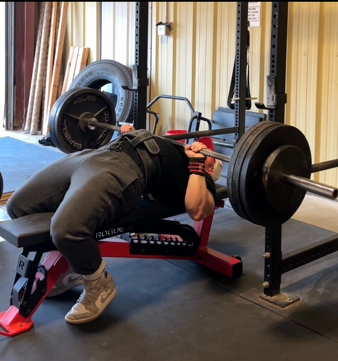 The Bench Press Weak Point Guide: Turn Sticking Points Into PRs🚂