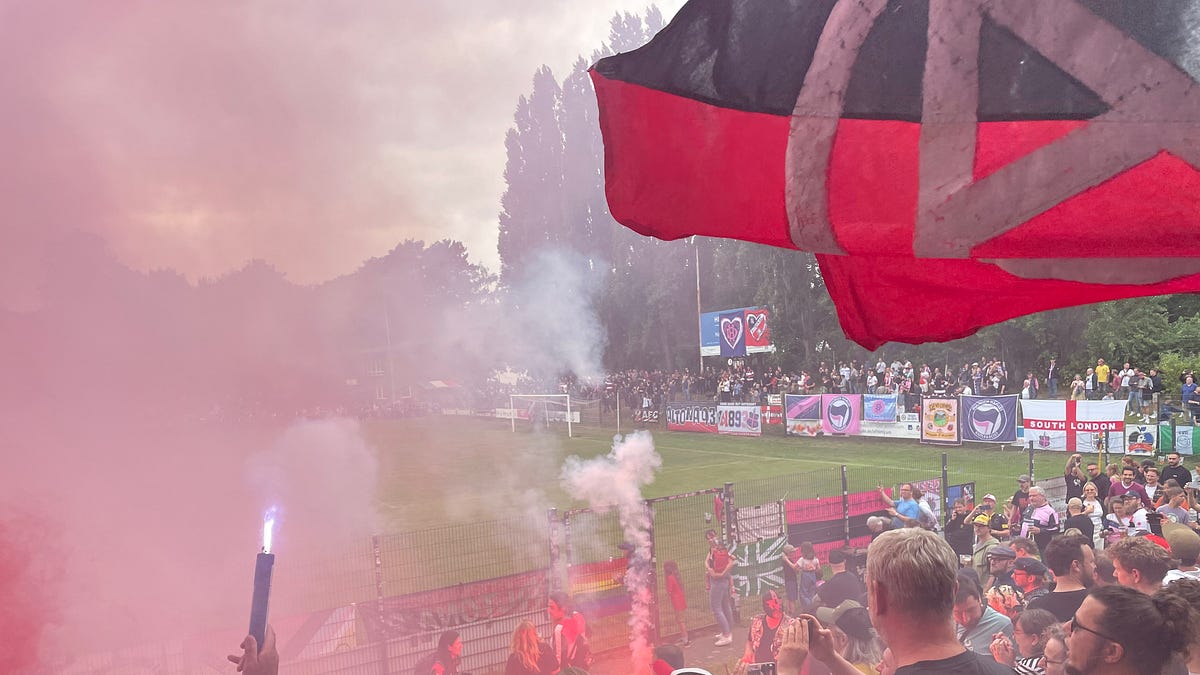 The World’s Leading Left-Wing Football Clubs