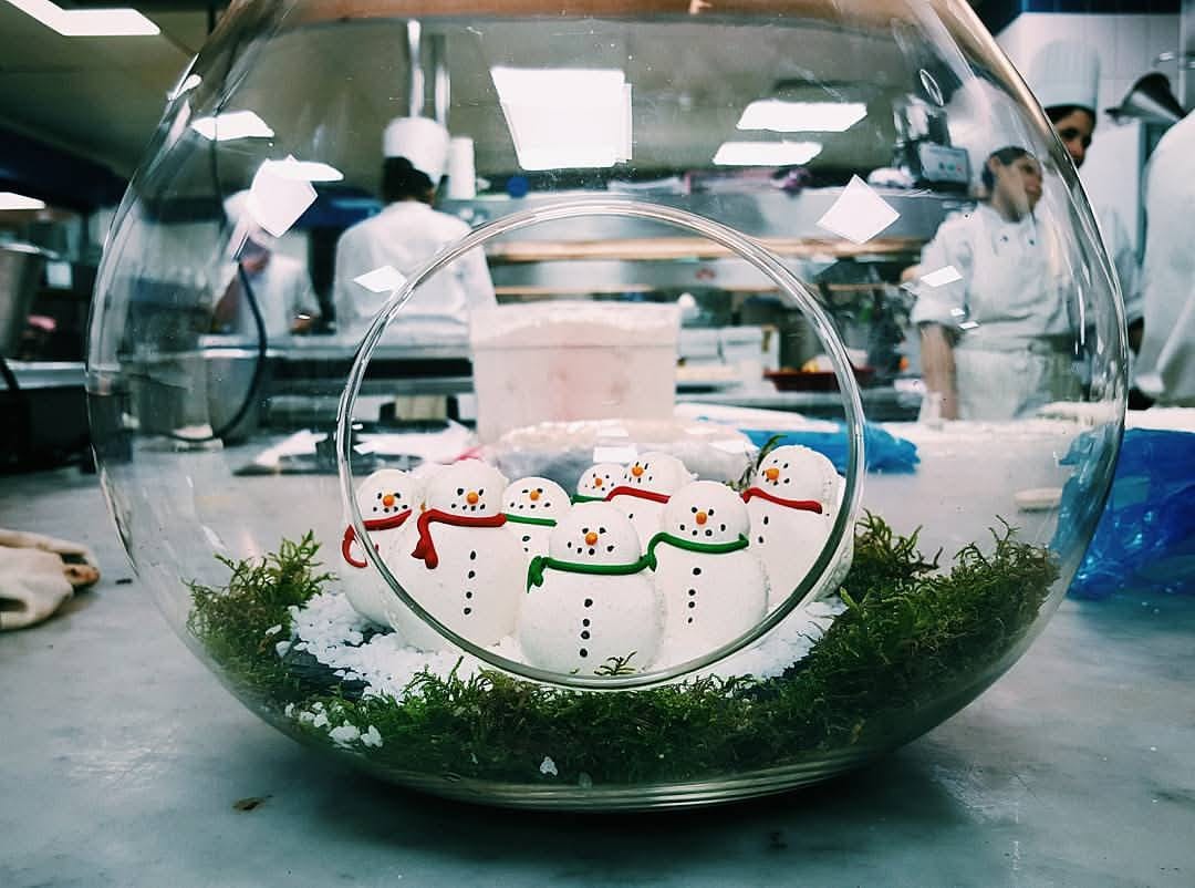 Hope Cameron-Webb (@bakingwithapastrychef): "⛄️ Before I moved to Devon ...