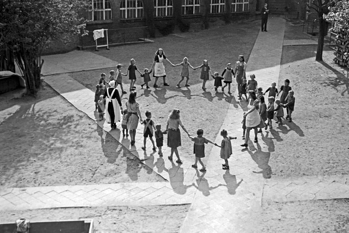 The neglect, loneliness, and patriotic routines of a Nazi children's ...