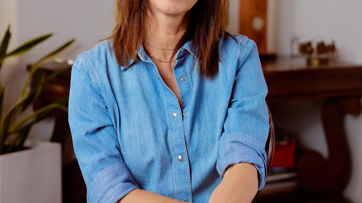 feed me logo substack