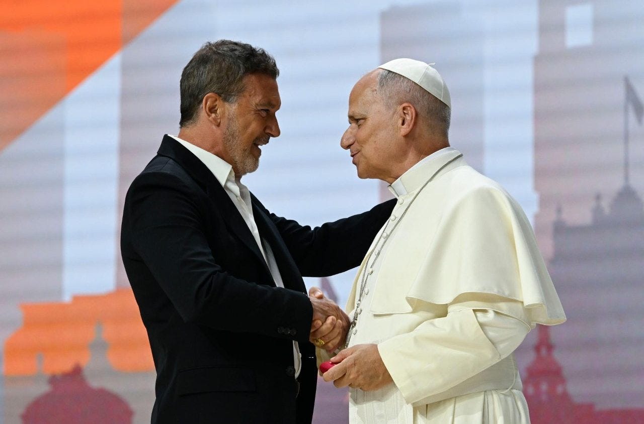 The monstrance, the Congress, and El Zorro: Highlights of Leo in Spain