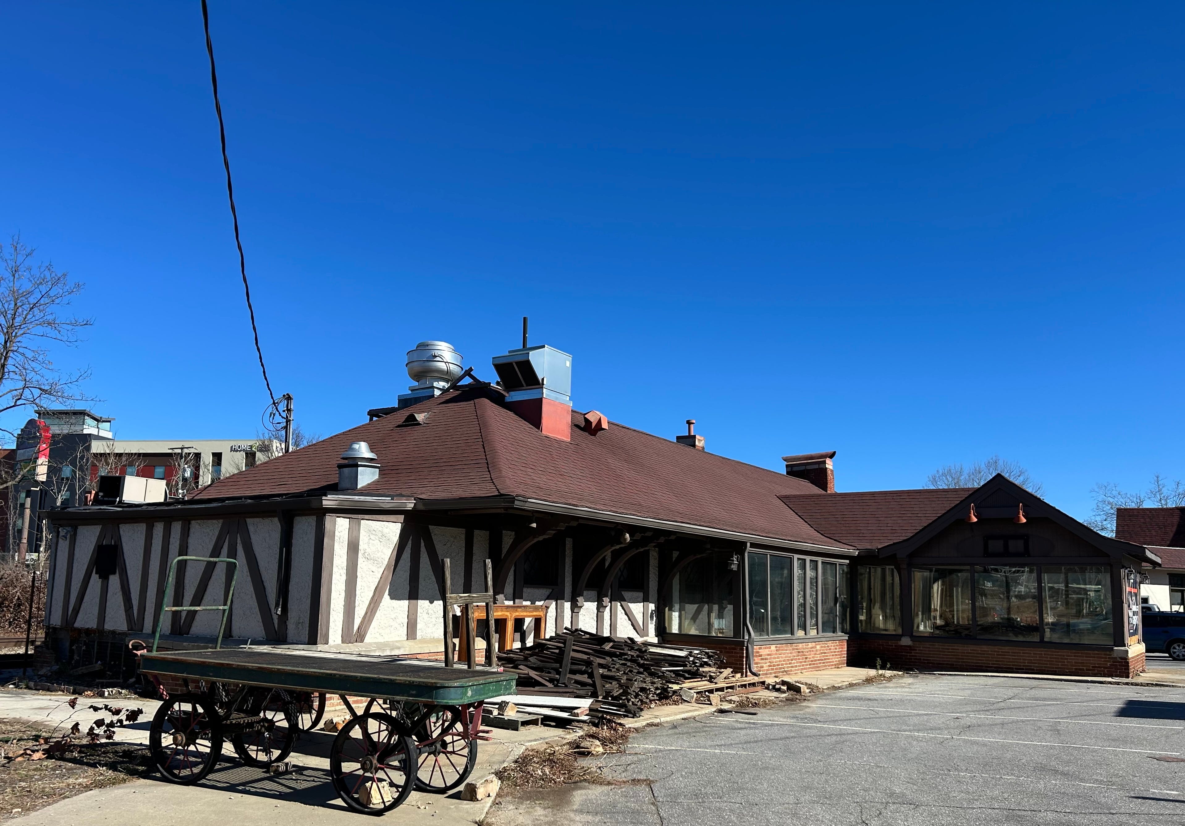 LKN Cheesecakery, The Queen's Java, Piebird restaurant all in the works ...