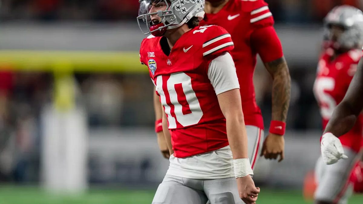 Ohio State 2026 projected depth chart: Comparing the offense pre-portal ...
