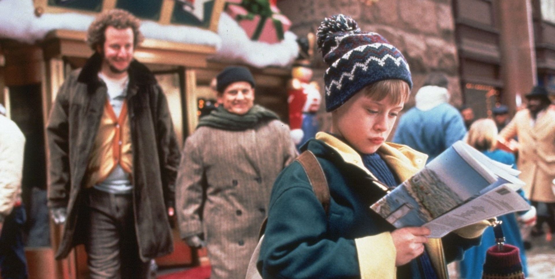 have yourself some merry little xmas movie recs - by Kiara