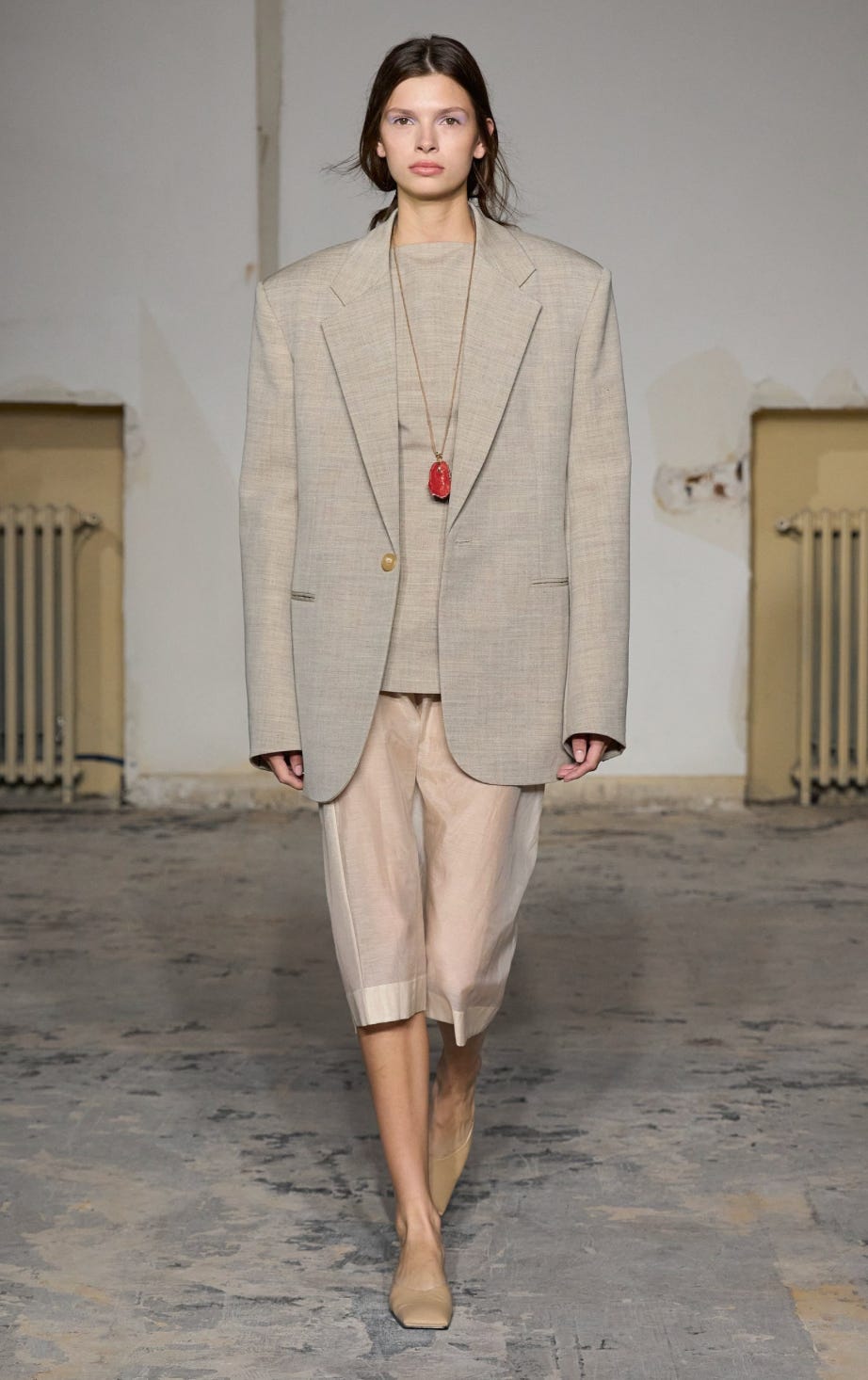 MIDI SKIRTS - by Monica Ainley DLV - Mon Review