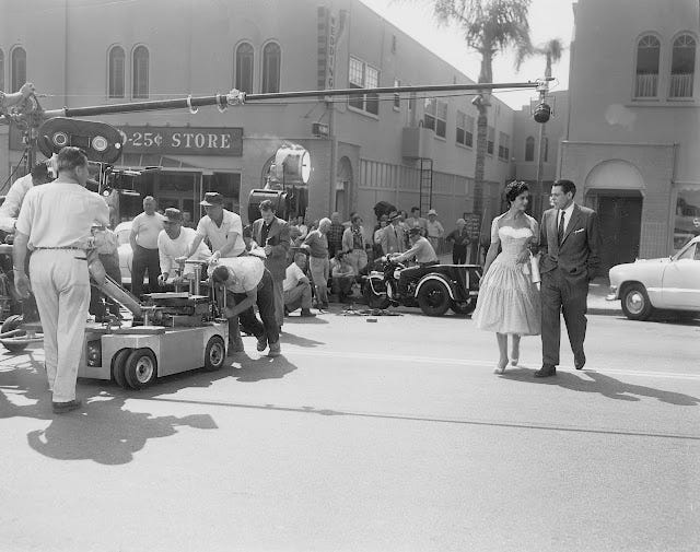 The 25 Best Alien Invasion Movies - John Ashbrook