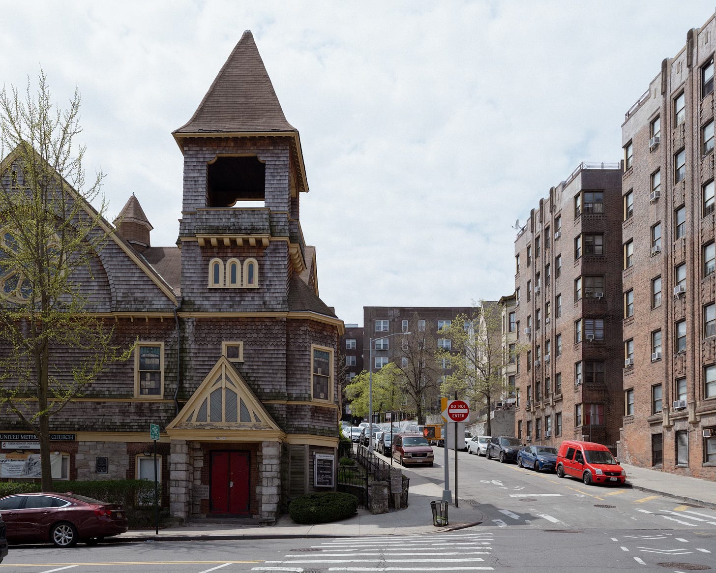 Marble Hill - Manhattan - by Rob Stephenson