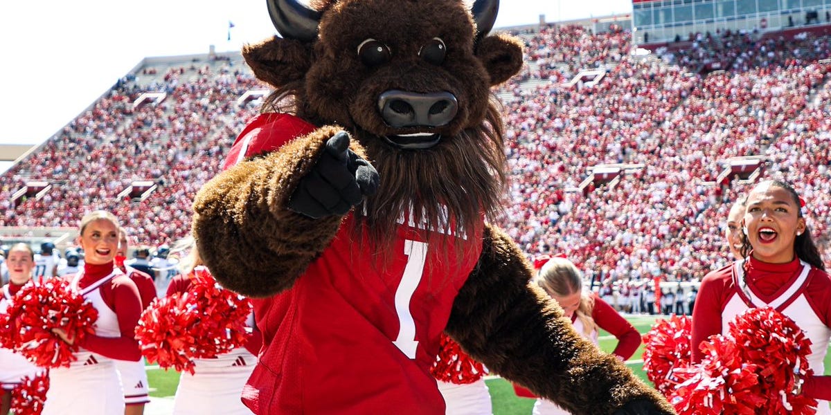 UCLA Football Preview: Indiana's Coaching Staff Mostly Intact After ...