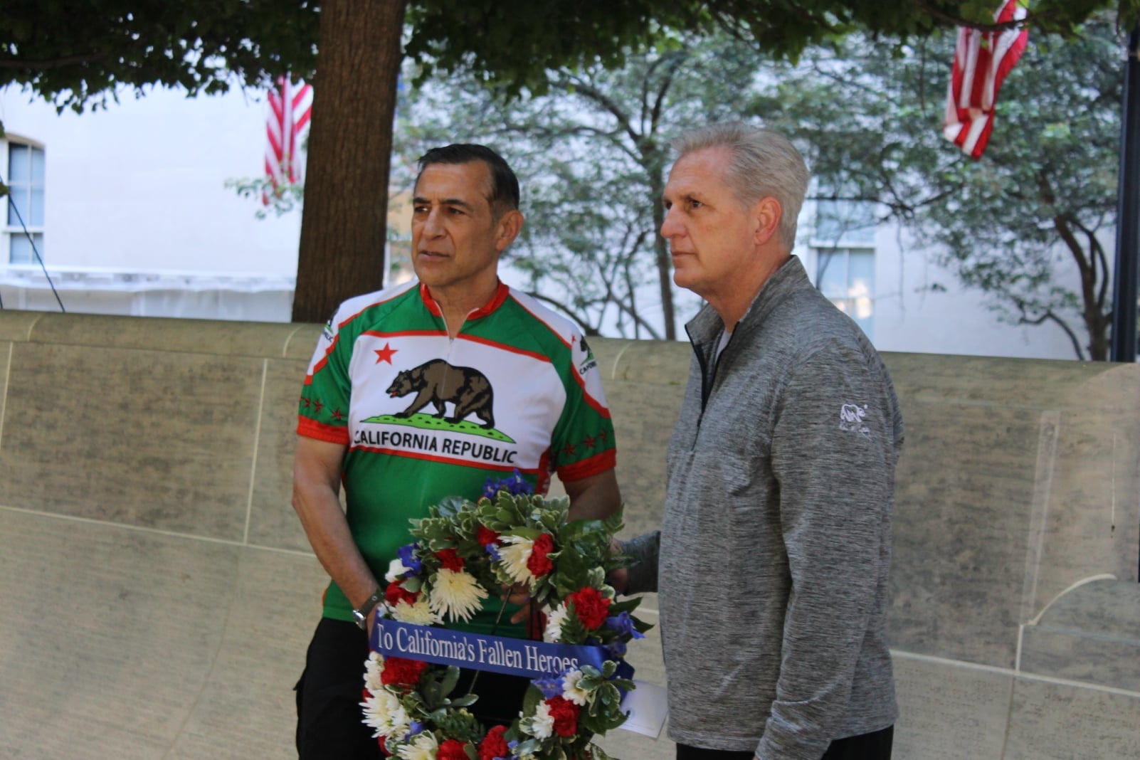 Morning Digest: Darrell Issa abandons plan to flee to Texas