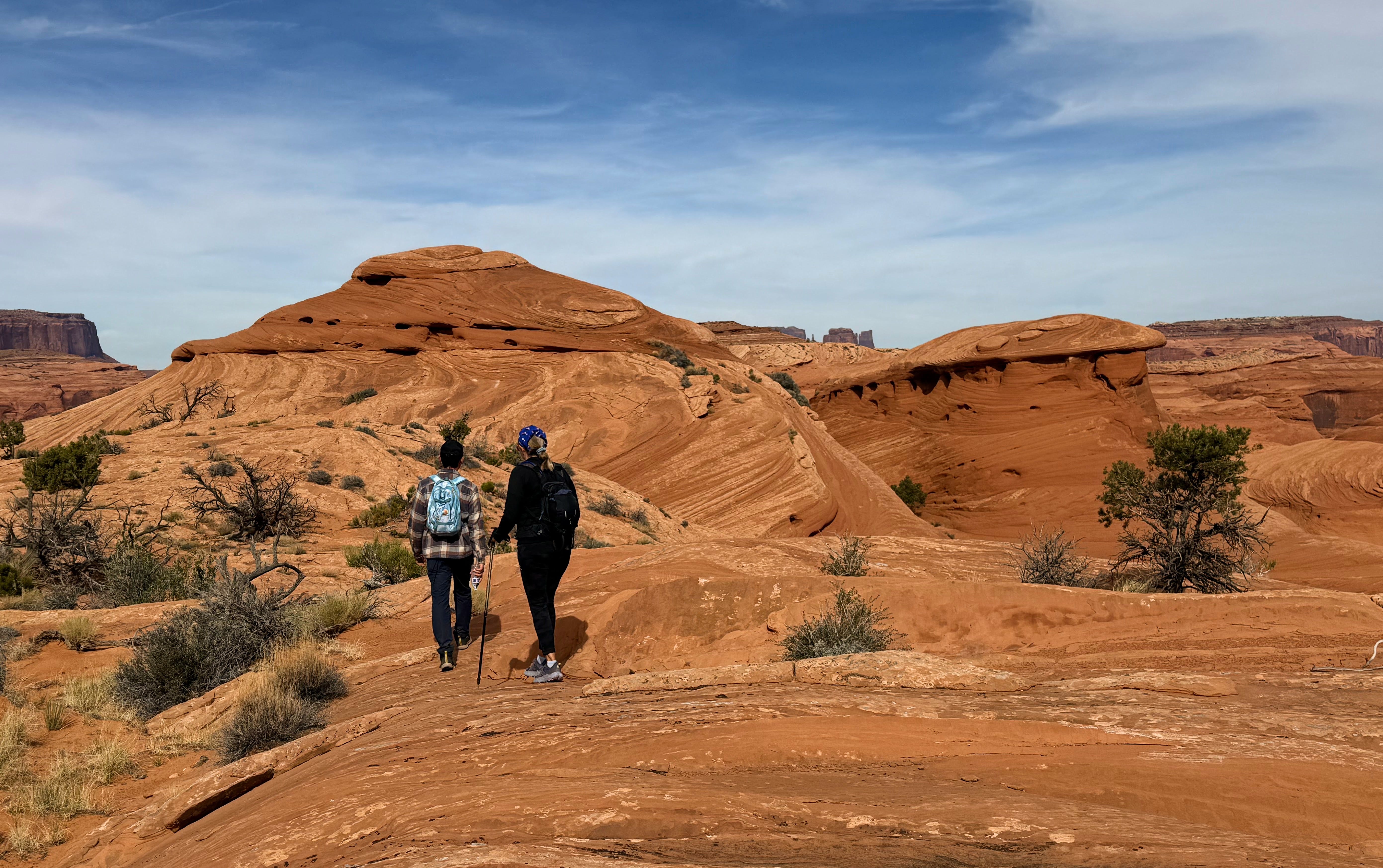 How to Hike Monument Valley Hunts Mesa and Wildcat Trail