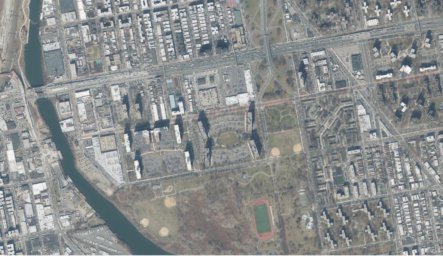 Soundview - The Bronx - by Rob Stephenson