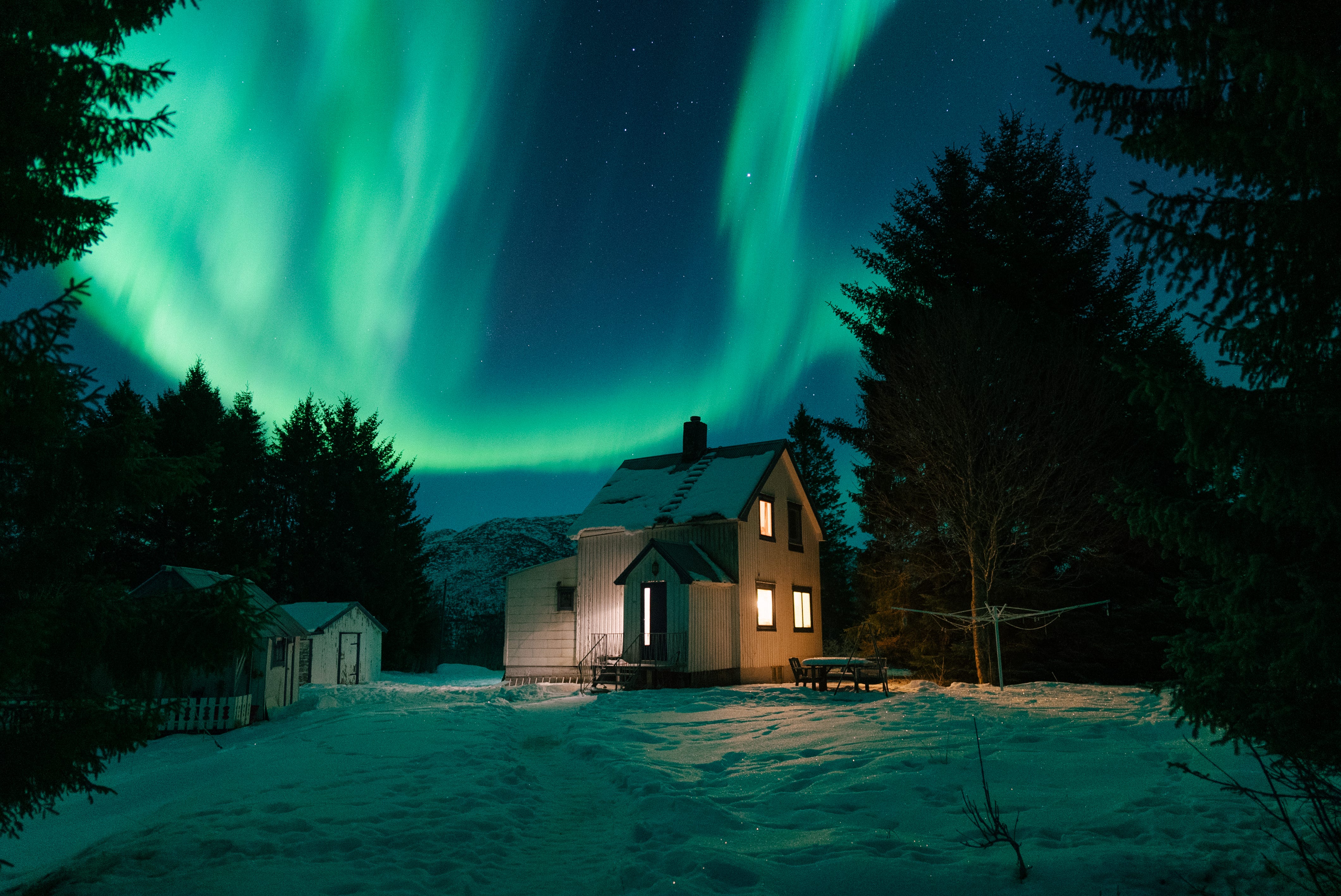 We moved to the Arctic Circle - by Jule Noah