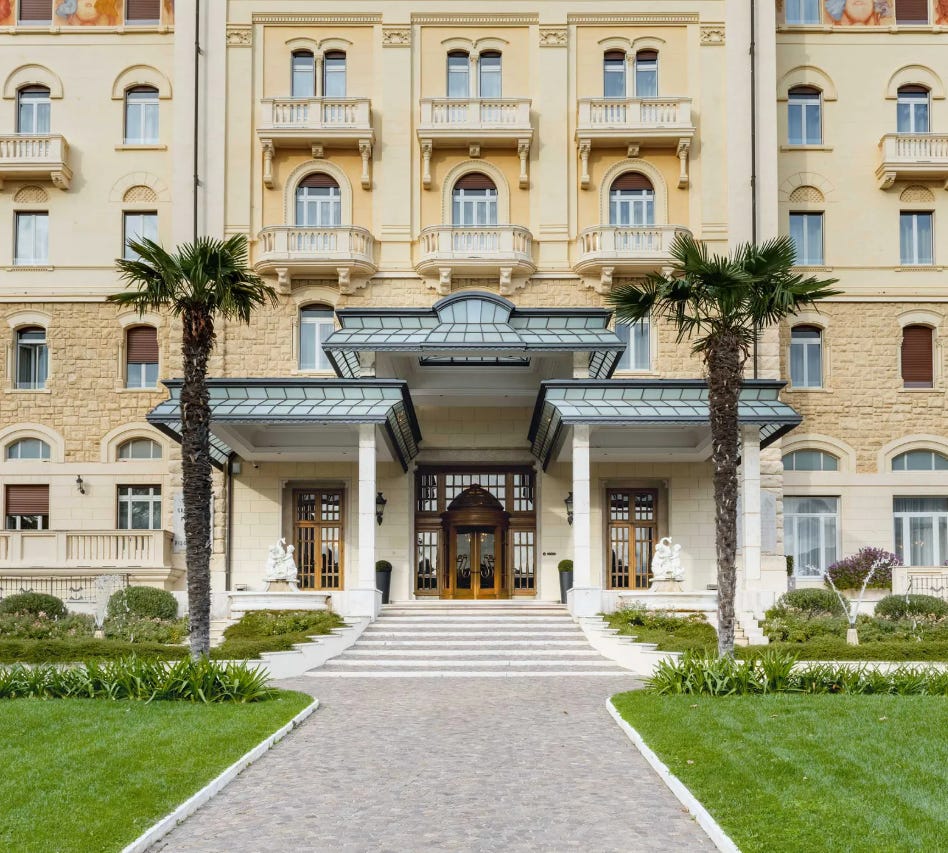 Le Catch’s Substack | Marlien Rentmeester | Substack