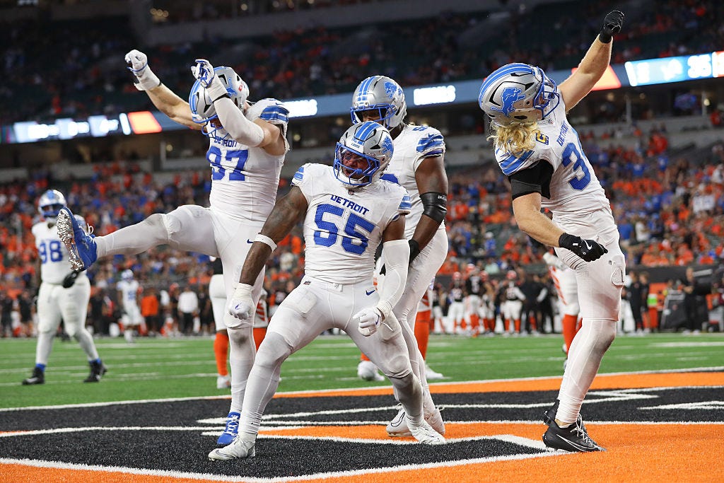 Locker room buzz: Manu's first start, Decker's status, happy homecomings for Montgomery and ...