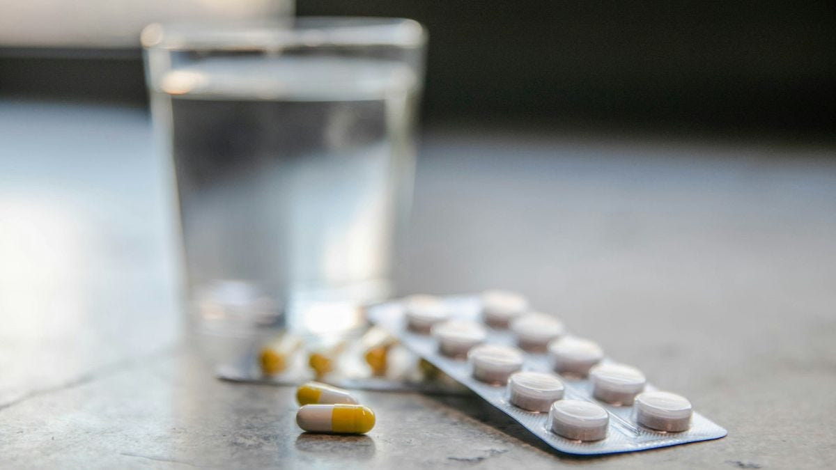 De 50-jarige oorlog tegen de veiligste pijnstiller ooit ontdekt