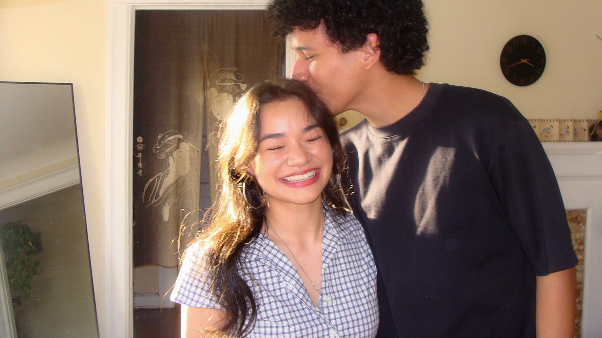 Boyfriend diaries (why i adore her) - by Chris