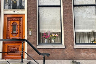 Anna Mack's Stack | Anna Mackenzie | Substack