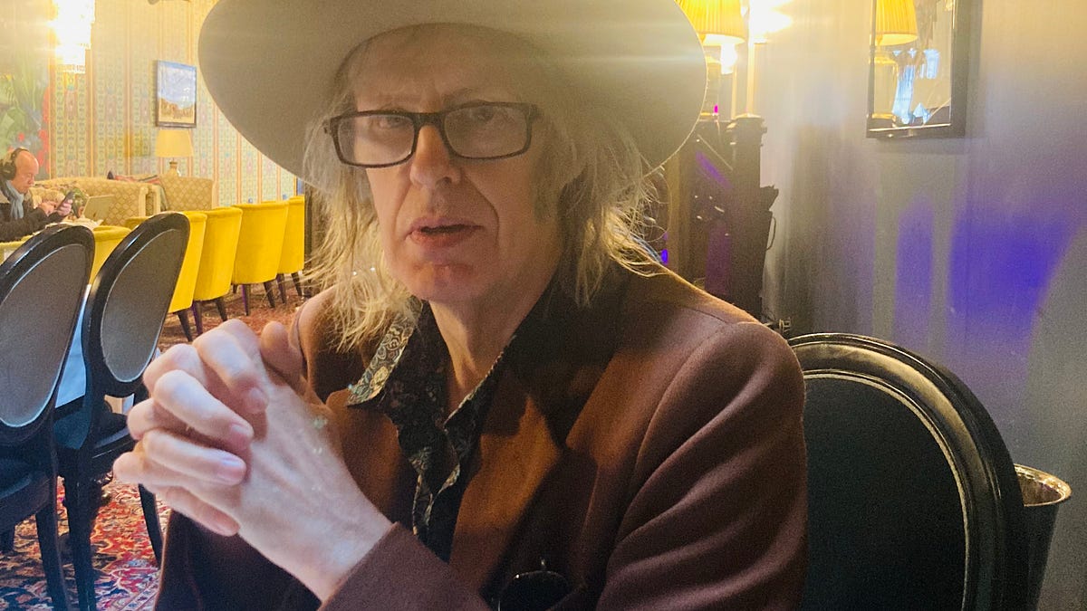The New Cue #467 February 17: The Waterboys' Mike Scott