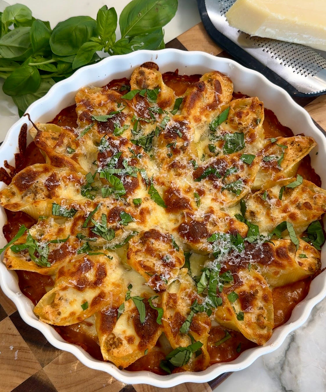 SPICY VODKA SAUSAGE STUFFED SHELLS 🔥