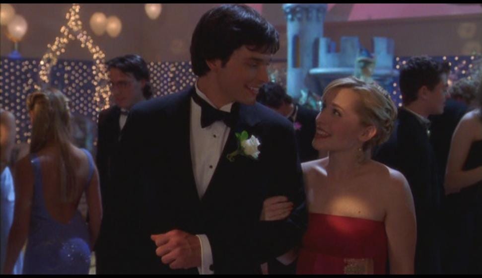Rewatching Smallville: Notes on Chloe’s humiliation ritual with Clark