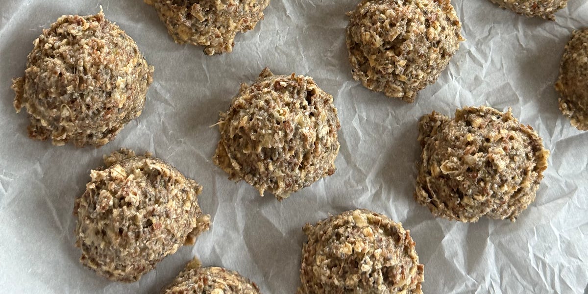 Banana Bread Power Balls - by Ellie Teale