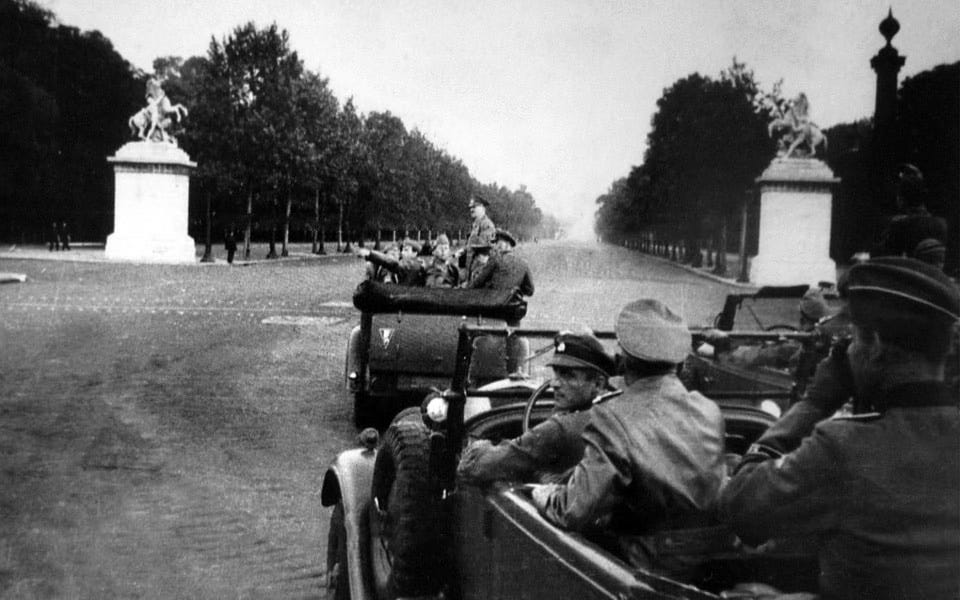 Hitler tours Paris - by Martin Cherrett