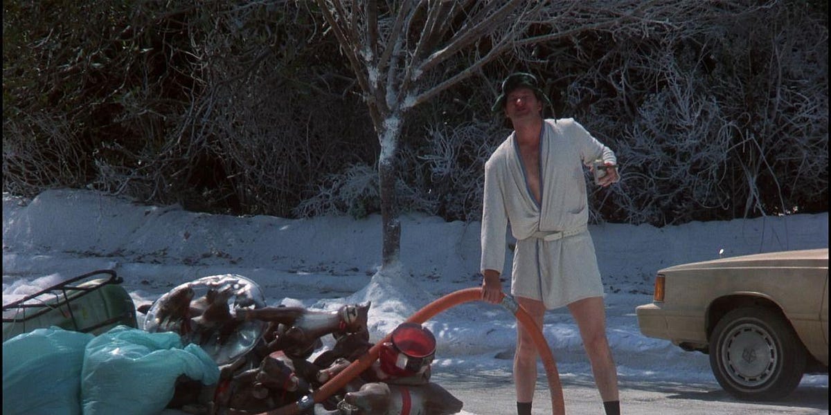 The Randy Quaid Christmas tribute you need today