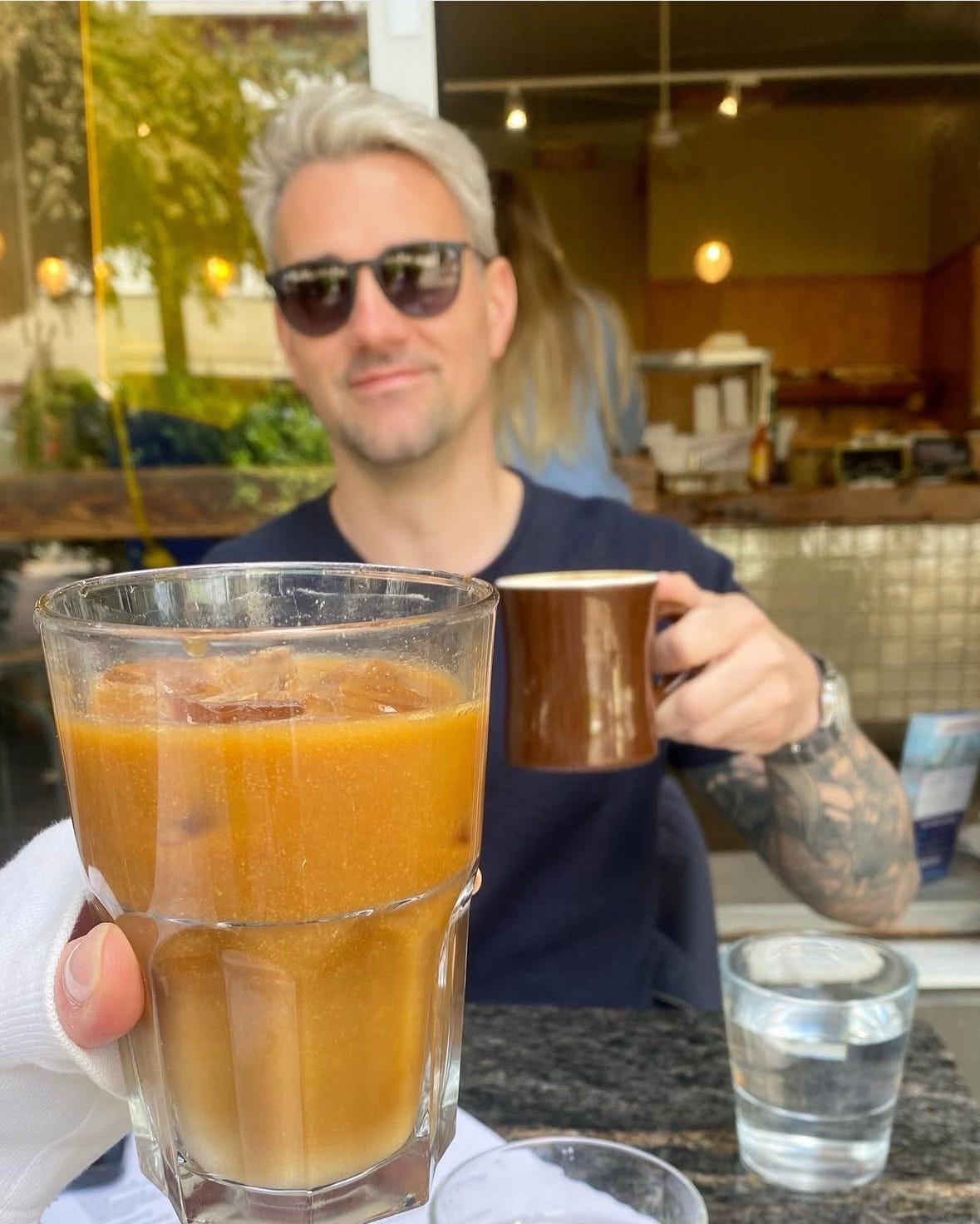 The Awkward, Vulnerable, Totally Weird Art of Making Friends in Your 30s