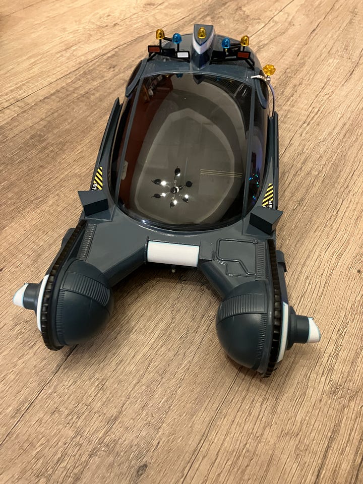Review: Master Replica’s Blade Runner Spinner | The Black Campbell