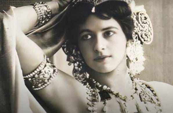 Mata Hari - Under Northern Skies
