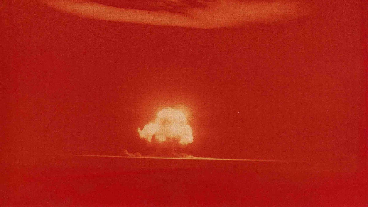 hiroshima explosion colorized