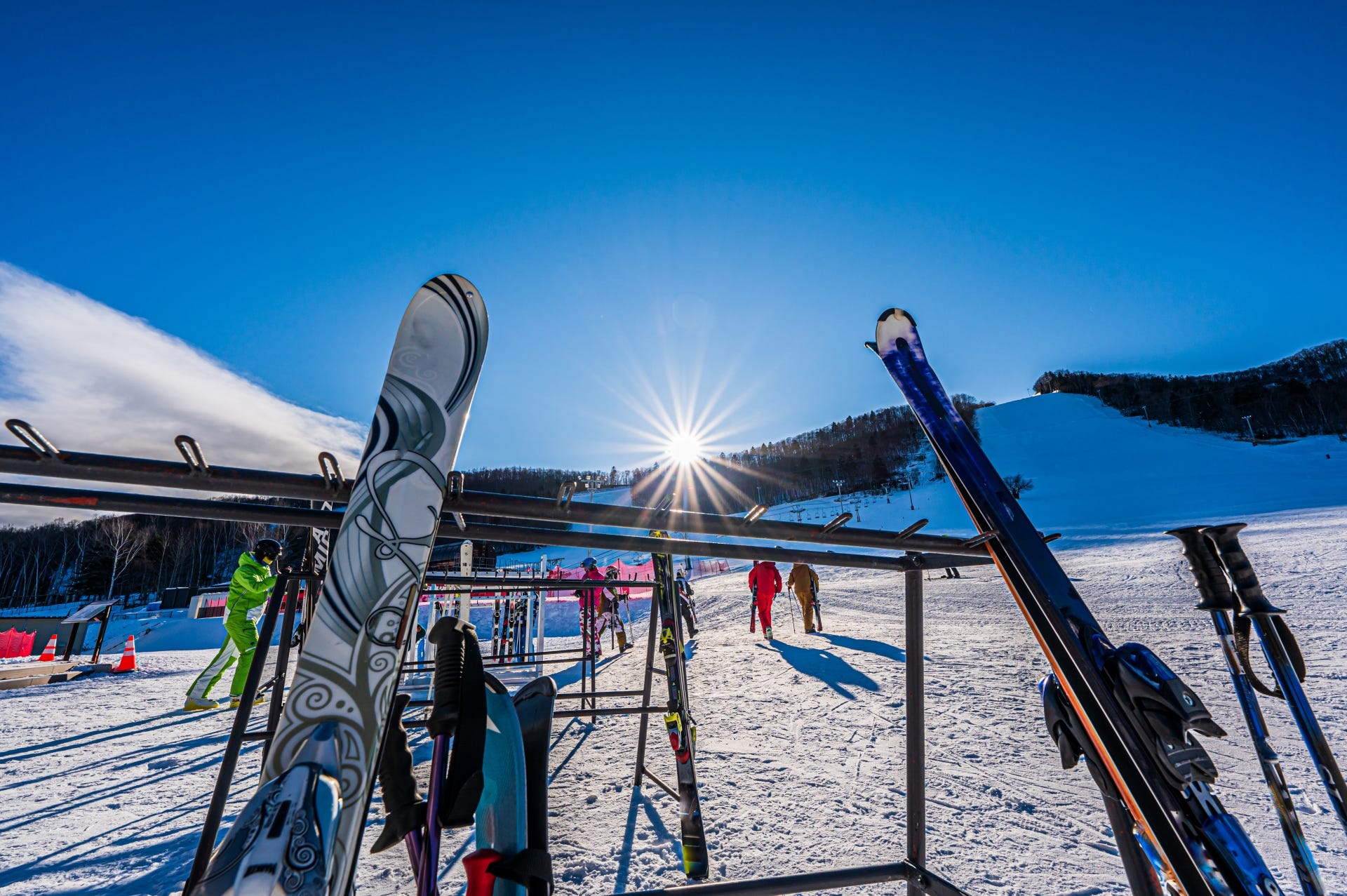 Japan’s Ski Resorts Are Crossing the 10,000 Yen (US $64.25) Line
