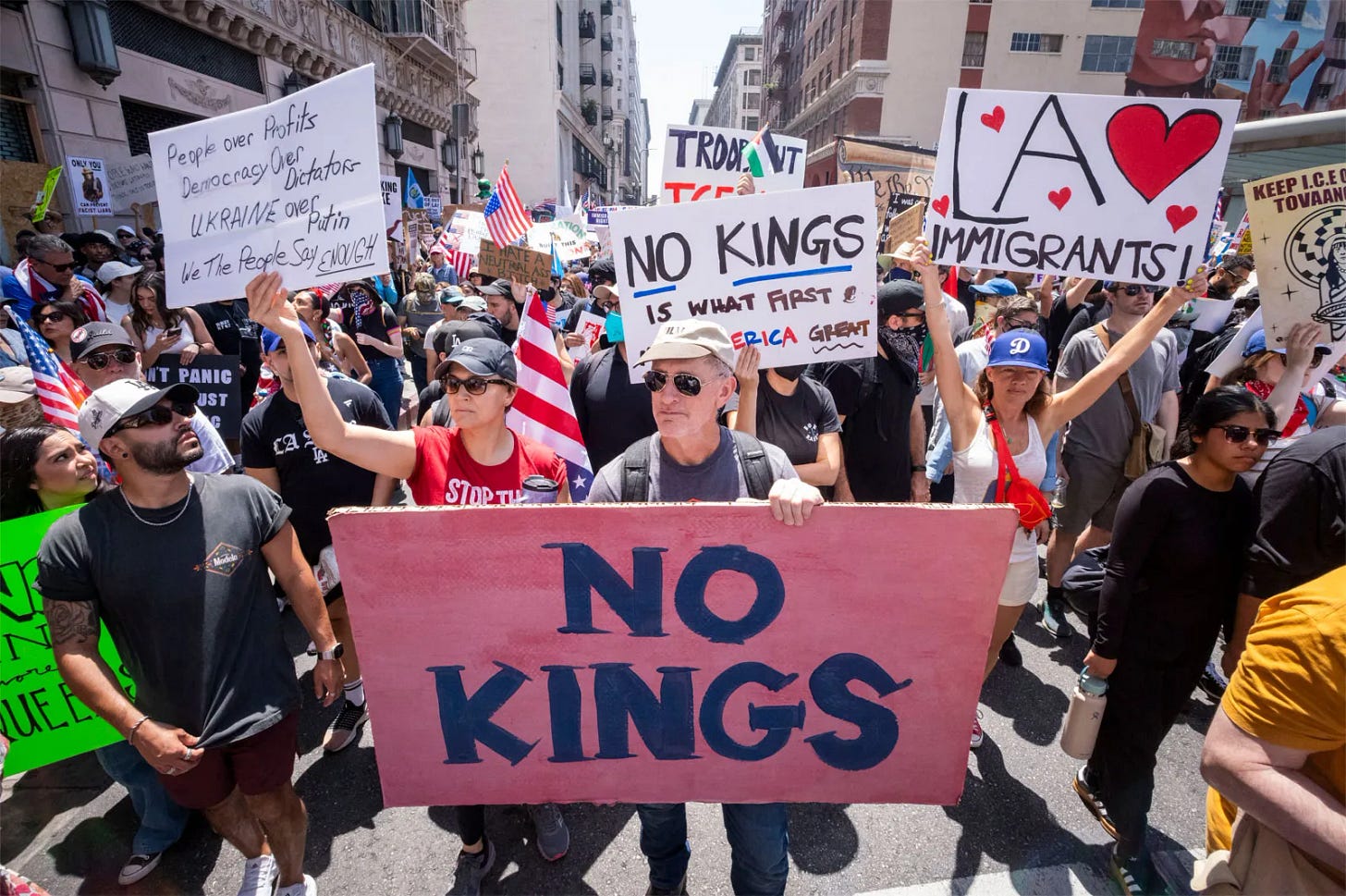 Where are the massive pro-Trump rallies?! Nowhere and that tells you ...