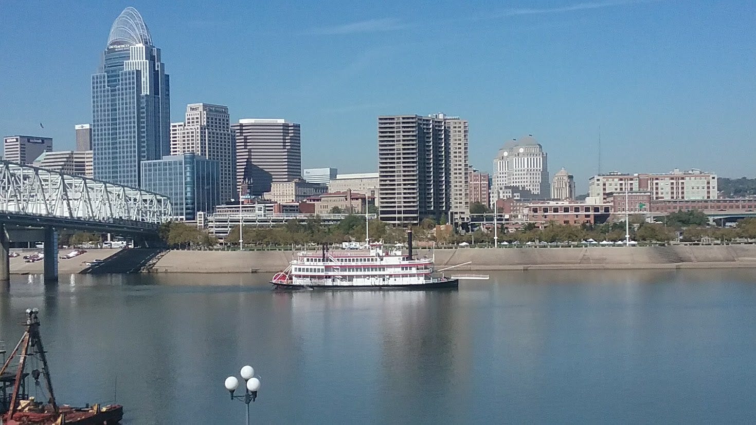 Cruising the Ohio River with BB Riverboats: A Cincinnati Tradition That ...