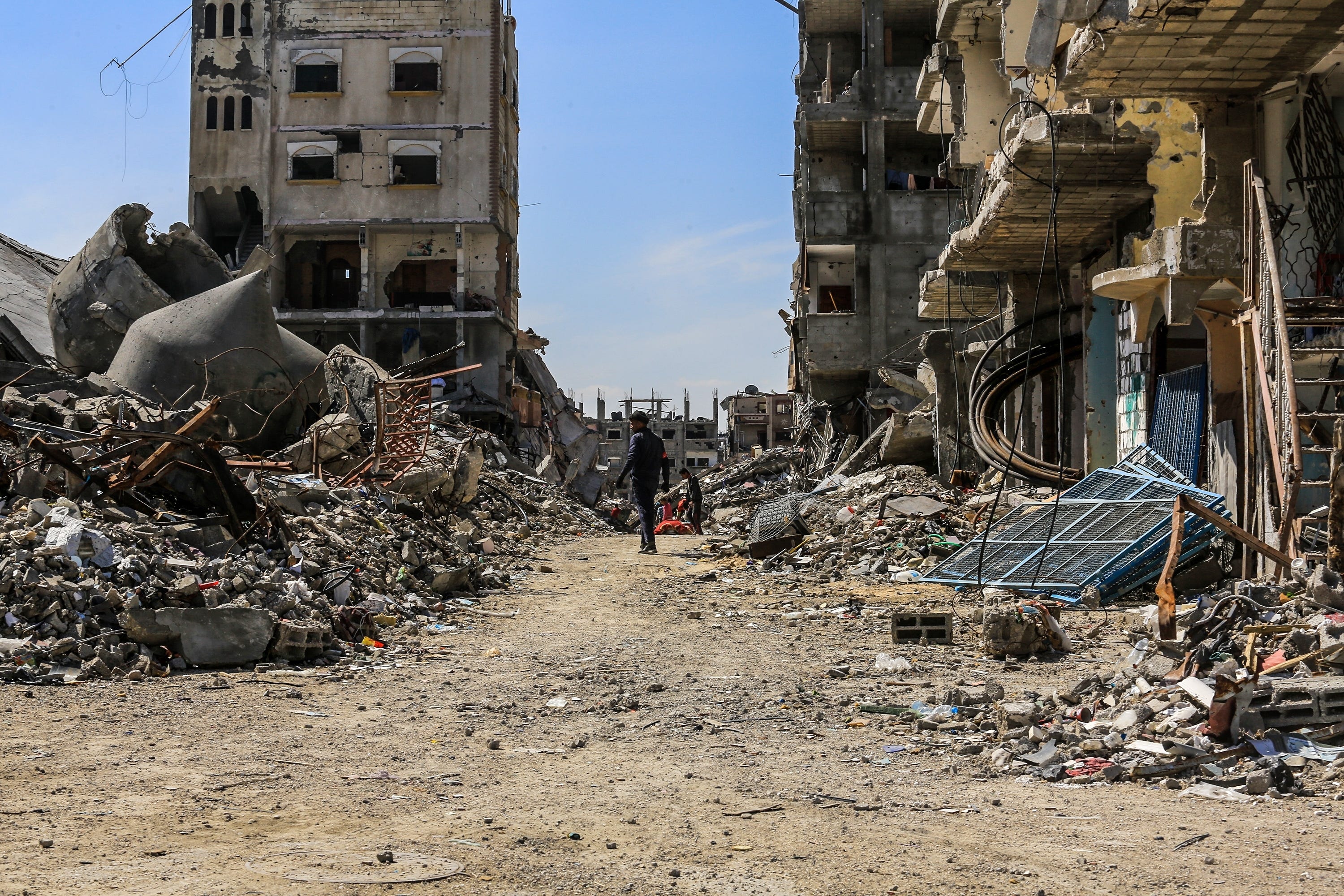 Homeless in Gaza: Wandering the Land Amid Displacement and Death